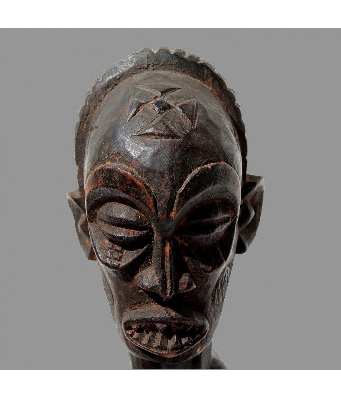 Statuette d Ancetre Tchokwe Lwena galerie d arts africains Pezenas