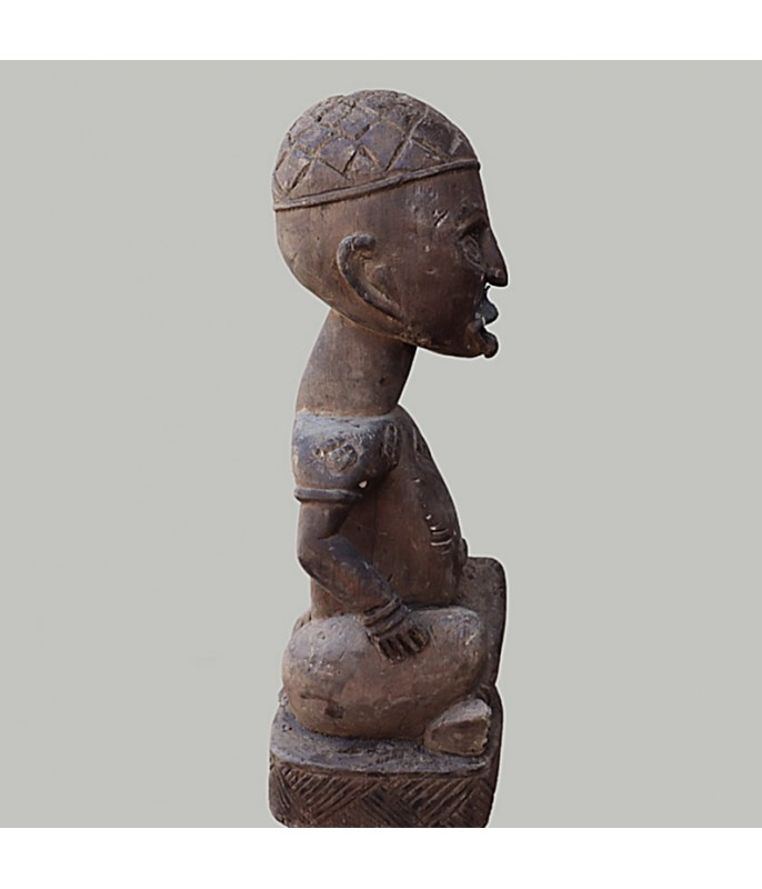 Figure de chef Yombe Statuette africaine tres ancienne Art Africain
